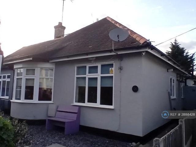 2 bedroom bungalow to rent