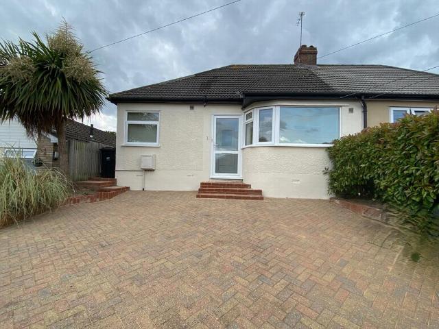 2 bedroom bungalow to rent