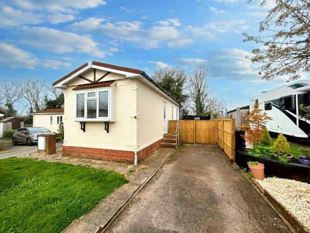 2 bedroom bungalow to rent