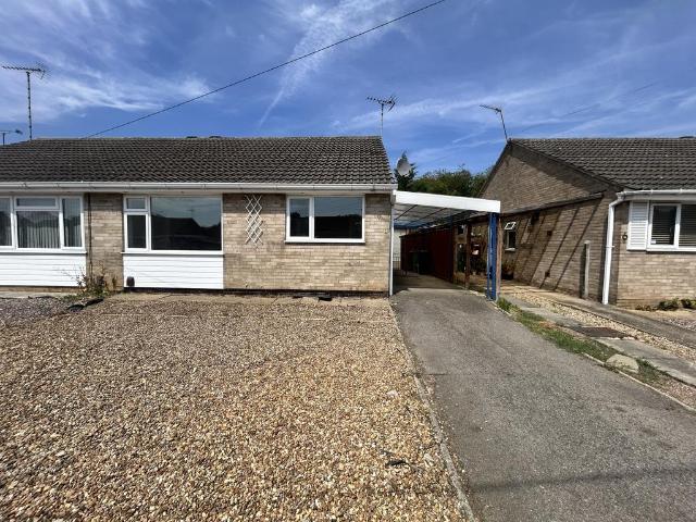 2 bedroom bungalow to rent