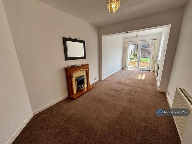 2 bedroom bungalow to rent
