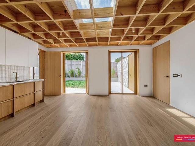 2 bedroom bungalow to rent