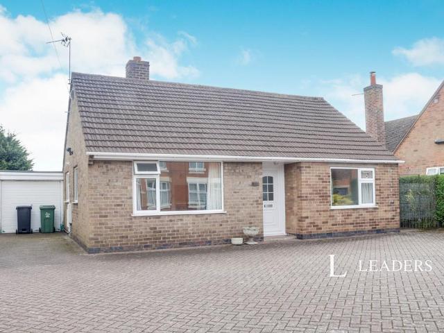 2 bedroom bungalow to rent