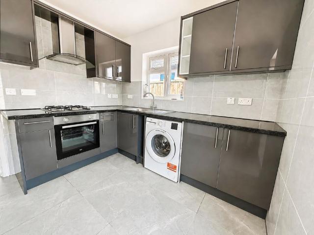 2 bedroom bungalow to rent