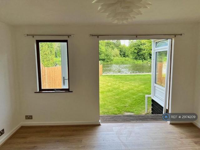 2 bedroom bungalow to rent