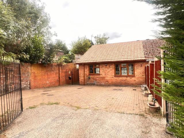 2 bedroom bungalow to rent