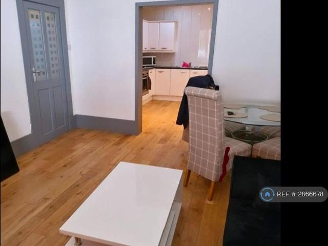 2 bedroom bungalow to rent