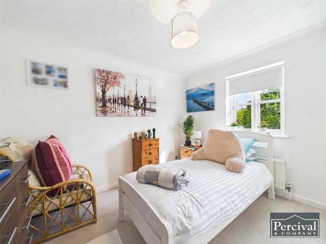 2 bedroom bungalow to rent