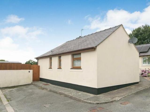 2 bedroom bungalow to rent