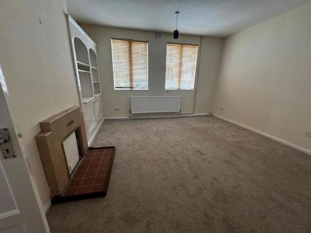 2 bedroom bungalow to rent