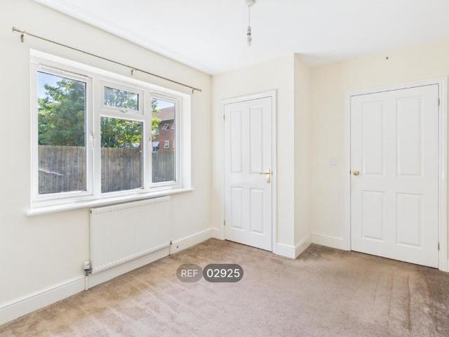 2 bedroom bungalow to rent