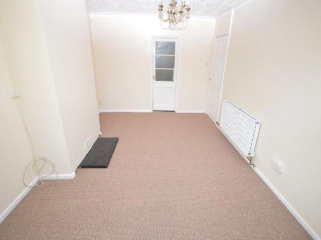 2 bedroom bungalow to rent