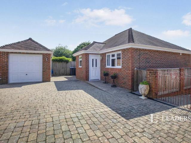 2 bedroom bungalow to rent
