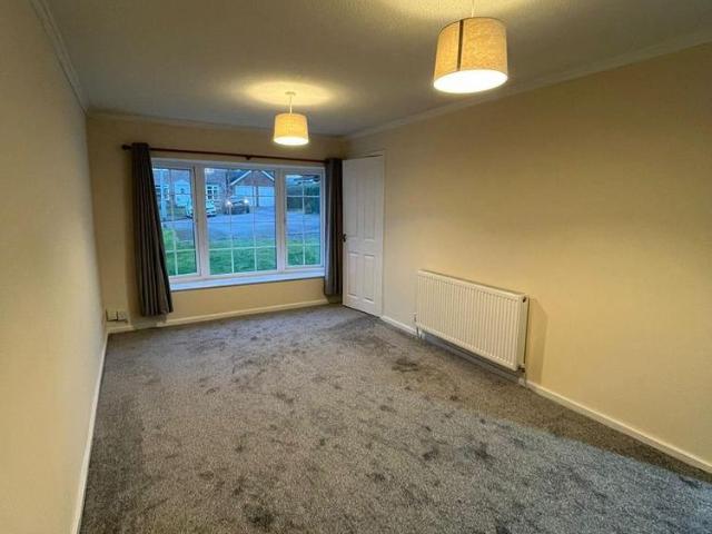 2 bedroom bungalow to rent