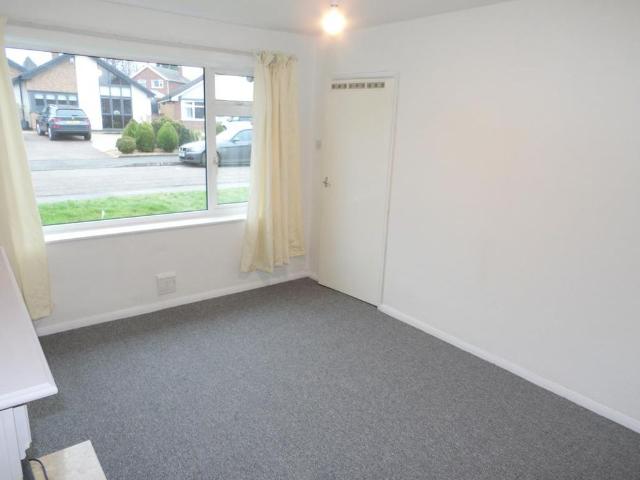 2 bedroom bungalow to rent