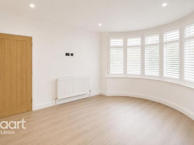 2 bedroom bungalow to rent