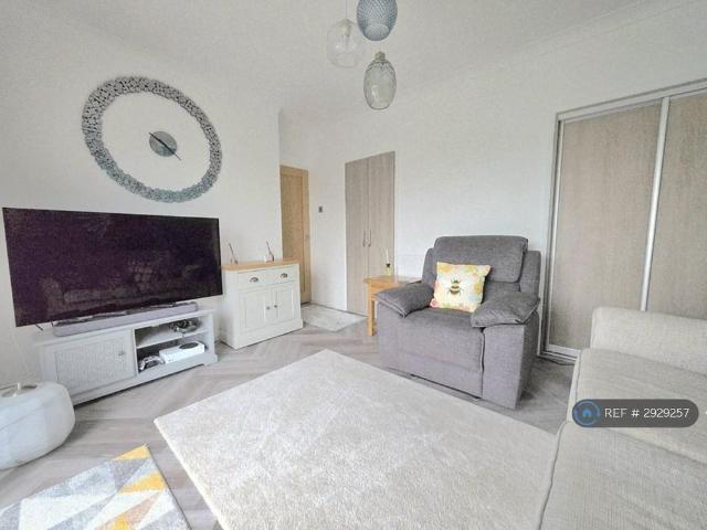 2 bedroom bungalow to rent