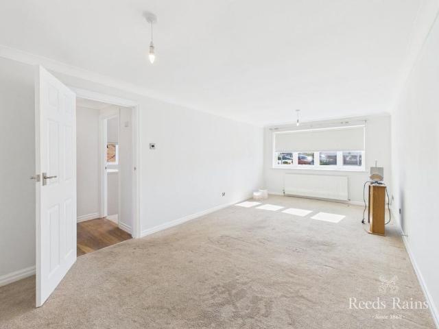 2 bedroom bungalow to rent