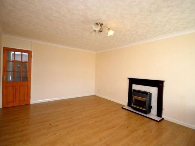 2 bedroom bungalow to rent