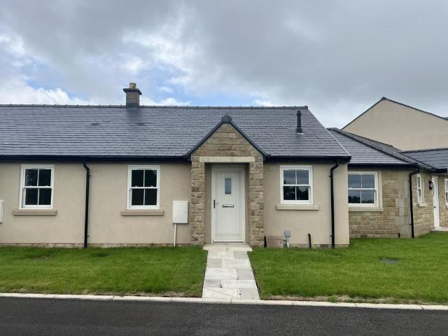 2 bedroom bungalow to rent