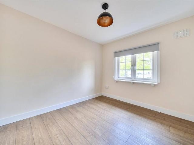 2 bedroom bungalow to rent
