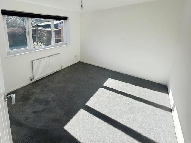 2 bedroom bungalow to rent
