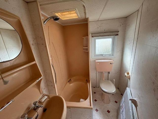 2 bedroom bungalow to rent