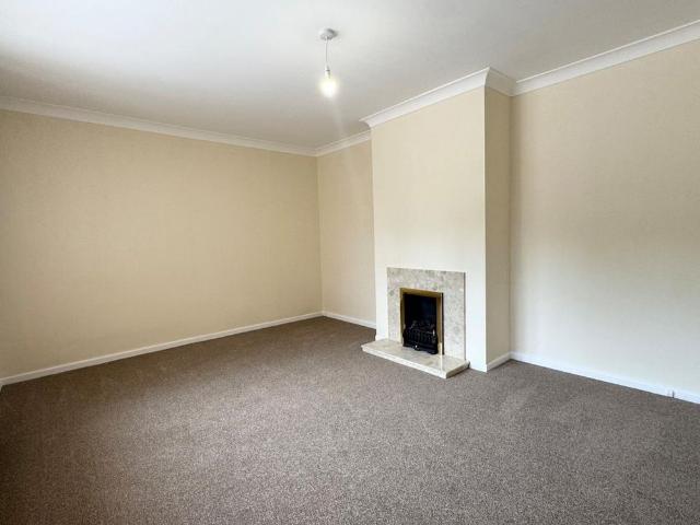 2 bedroom bungalow to rent