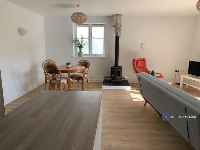 2 bedroom bungalow to rent