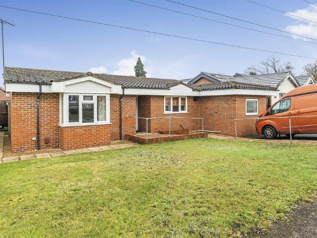 2 bedroom bungalow to rent
