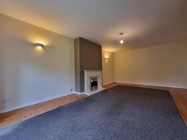2 bedroom bungalow to rent