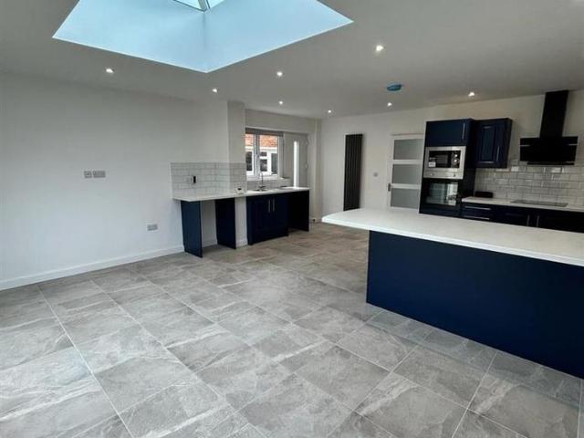 2 bedroom bungalow to rent