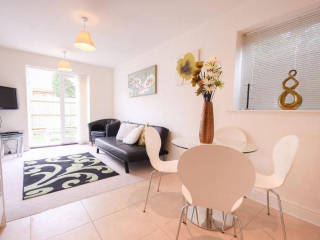 2 bedroom bungalow to rent
