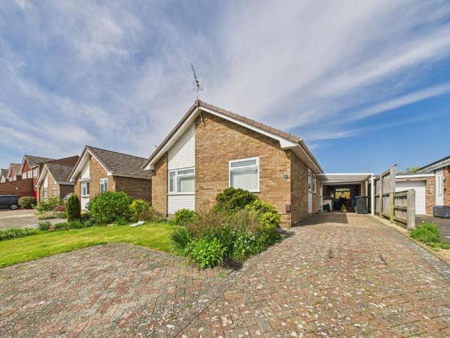 2 bedroom bungalow to rent