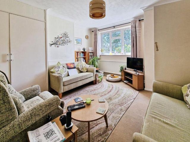 2 bedroom bungalow to rent