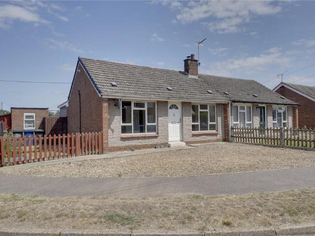 2 bedroom bungalow to rent