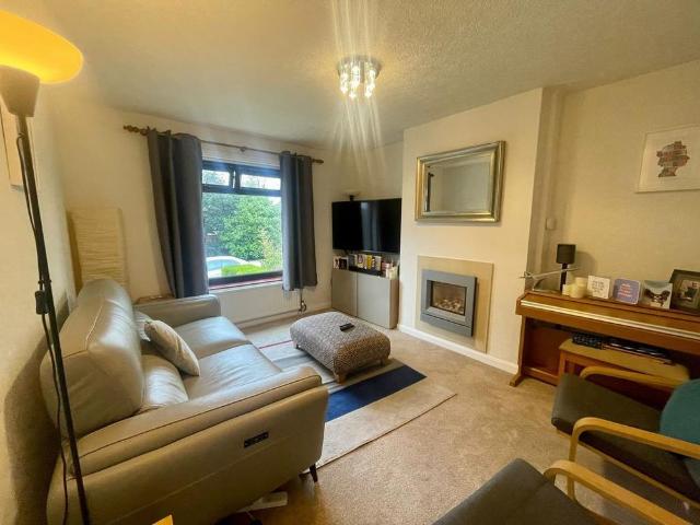 2 bedroom bungalow to rent