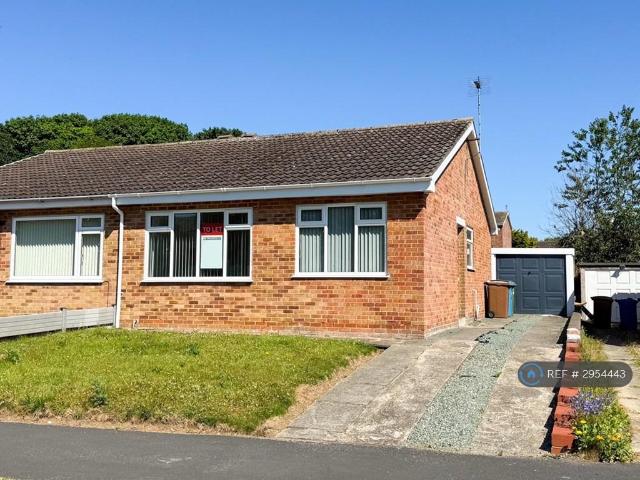 2 bedroom bungalow to rent