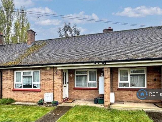 2 bedroom bungalow to rent