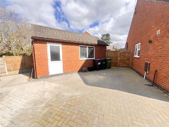 2 Bedroom Bungalow To Rent