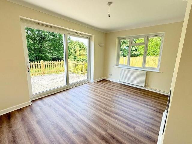 2 bedroom bungalow to rent