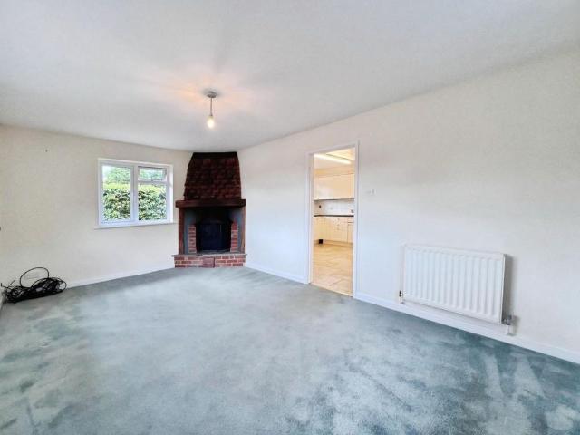2 bedroom bungalow to rent