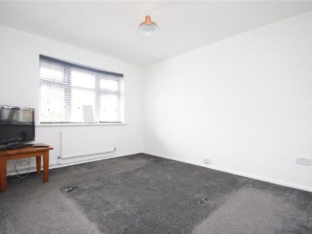 2 bedroom bungalow to rent