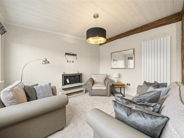 2 bedroom bungalow to rent