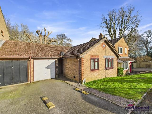 2 bedroom bungalow to rent