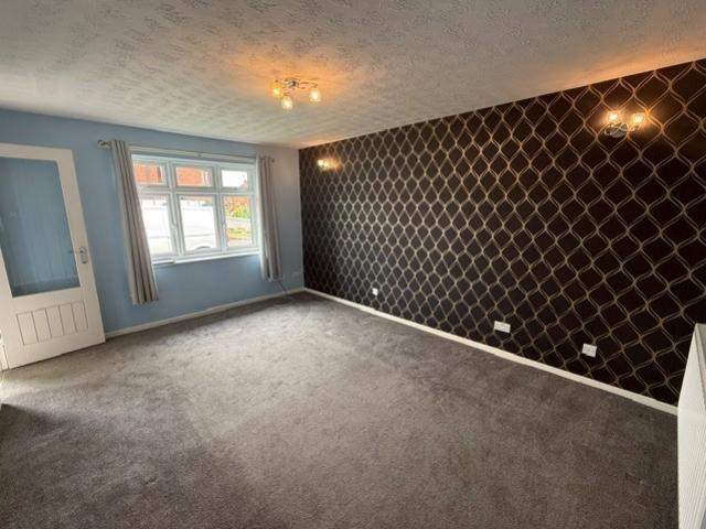 2 bedroom bungalow to rent