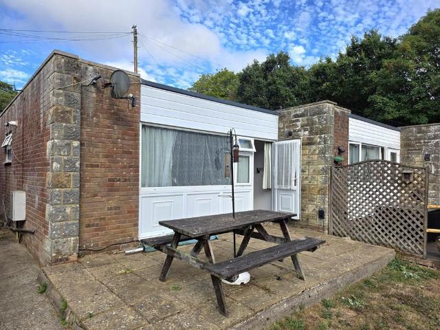 2 bedroom bungalow to rent