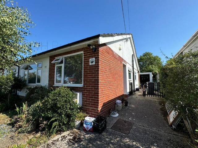 2 bedroom bungalow to rent