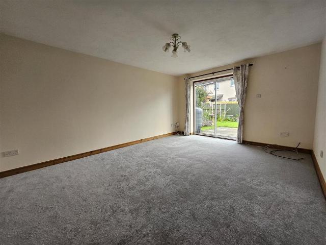 2 bedroom bungalow to rent