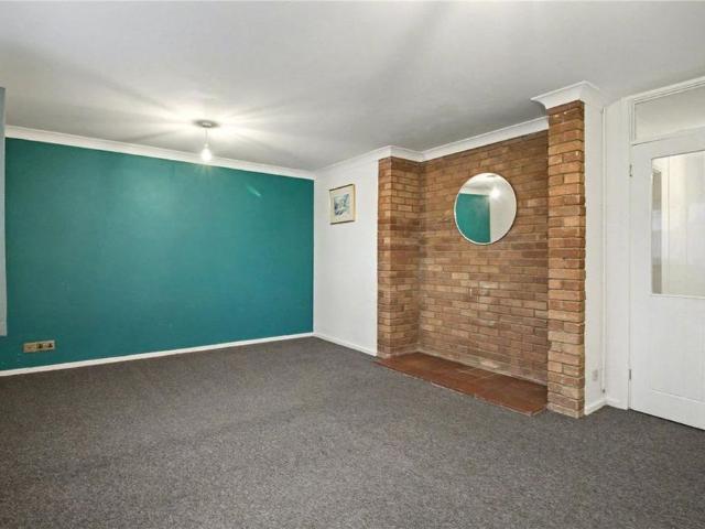 2 bedroom bungalow to rent